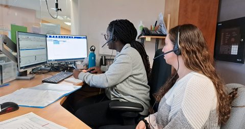 Les téléphonistes : le premier contact avec les usagers - Journal La ...